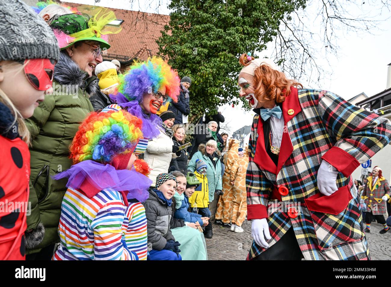 Tettnang, Germany. 29th Jan, 2023. A jester from the Rottenburg Fools ...