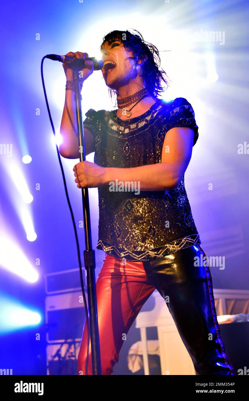 Luke Spiller of The Struts performs in concert at the House of Blues on ...