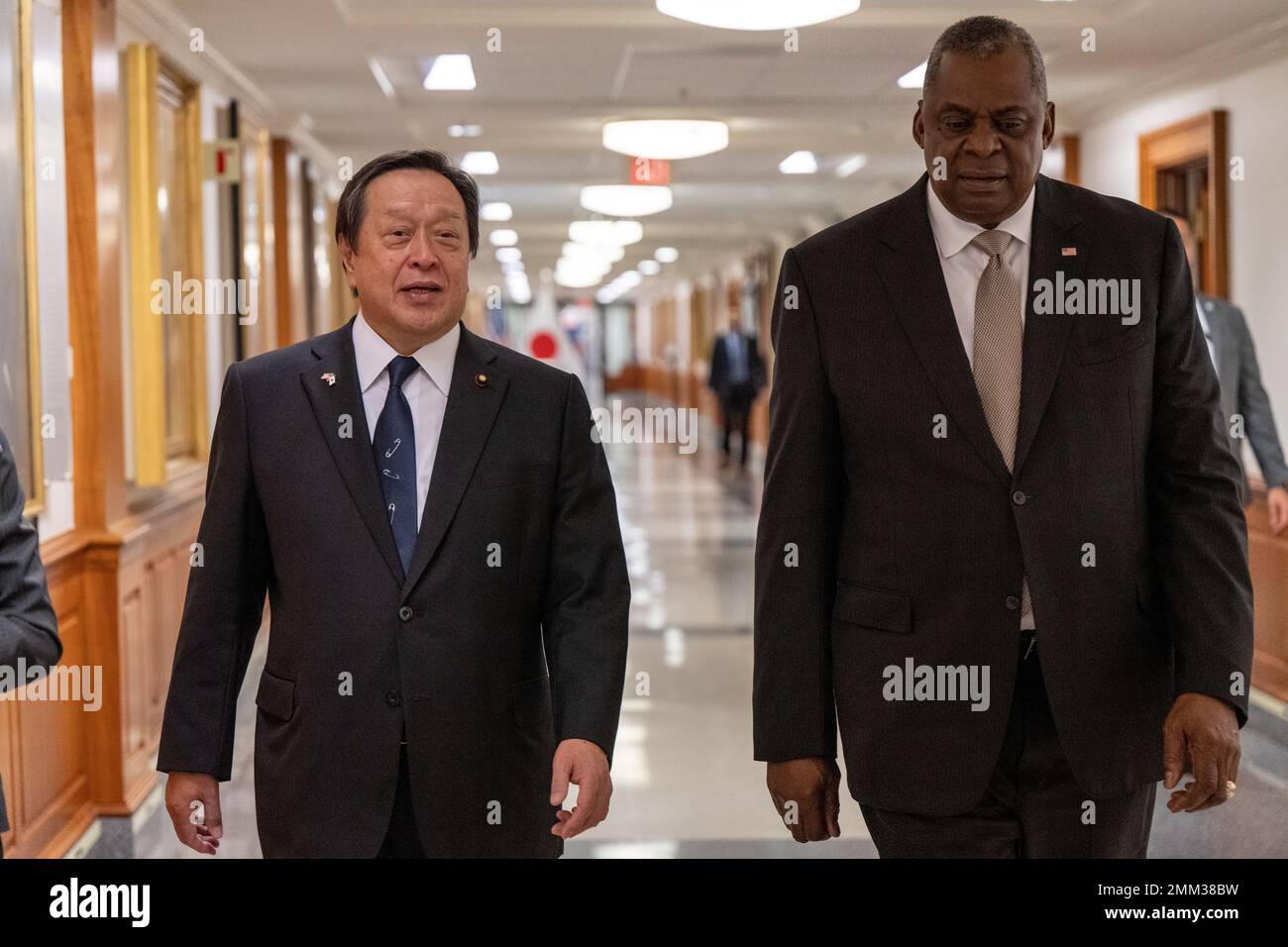 Secretary of Defense Lloyd J. Austin III hosts Japan's Minister of ...