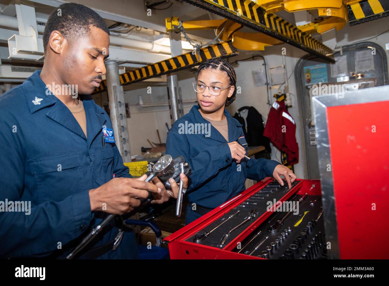 Aviation maintenance tools hi-res stock photography and images - Alamy