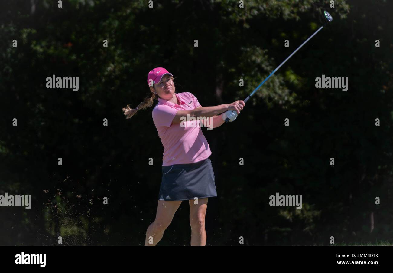 U.S. Army Reserve Col. Sunny Mitchell, officer-in-charge of recruiting ...