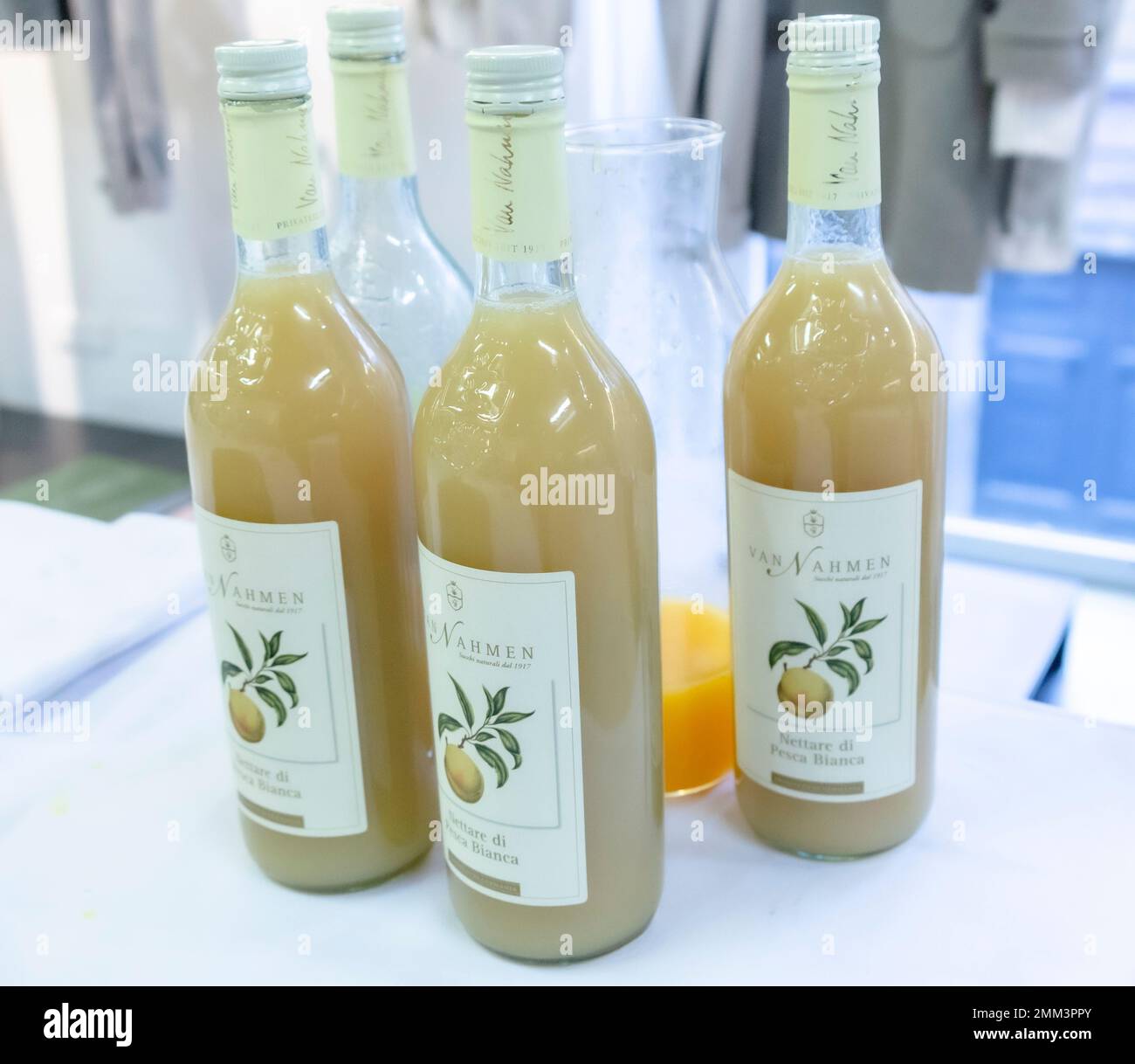 Menswearbrand hi-res stock photography and images - Alamy