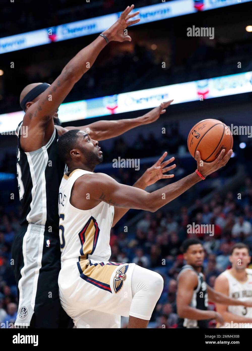 New Orleans Pelicans guard E'Twaun Moore goes to the basket against San ...