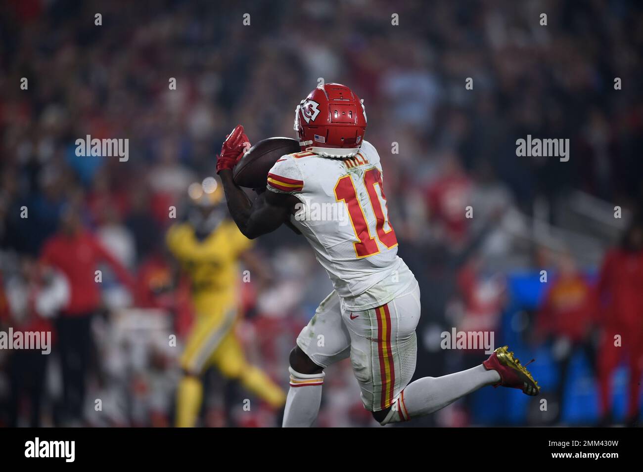Kansas City Chiefs wide receiver Tyreek Hill hauls in a touchdown catch ...