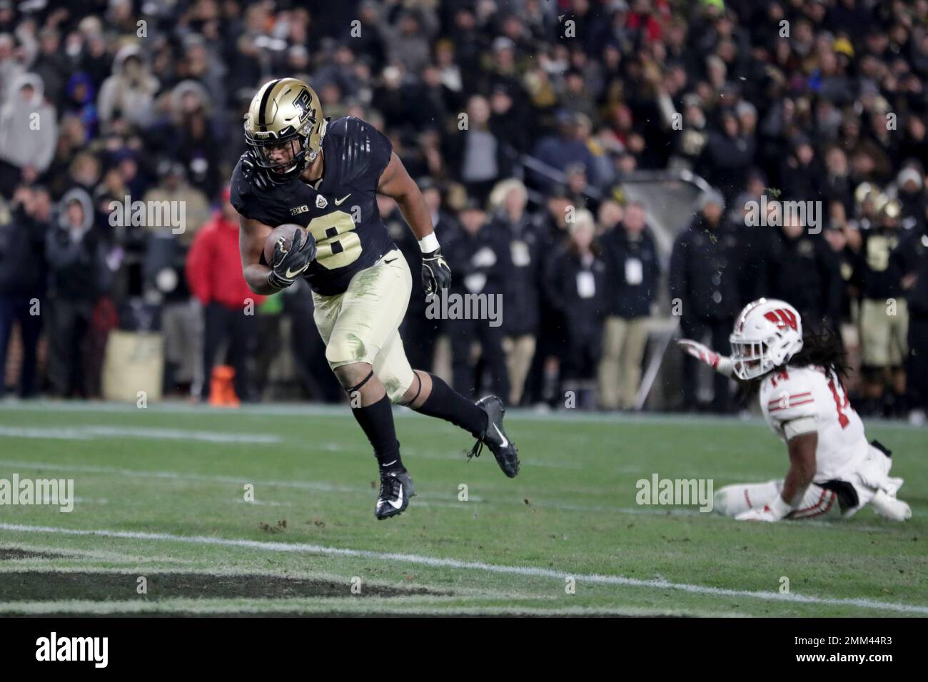 Purdue running back Markell Jones (8) runs in for a touchdown against ...