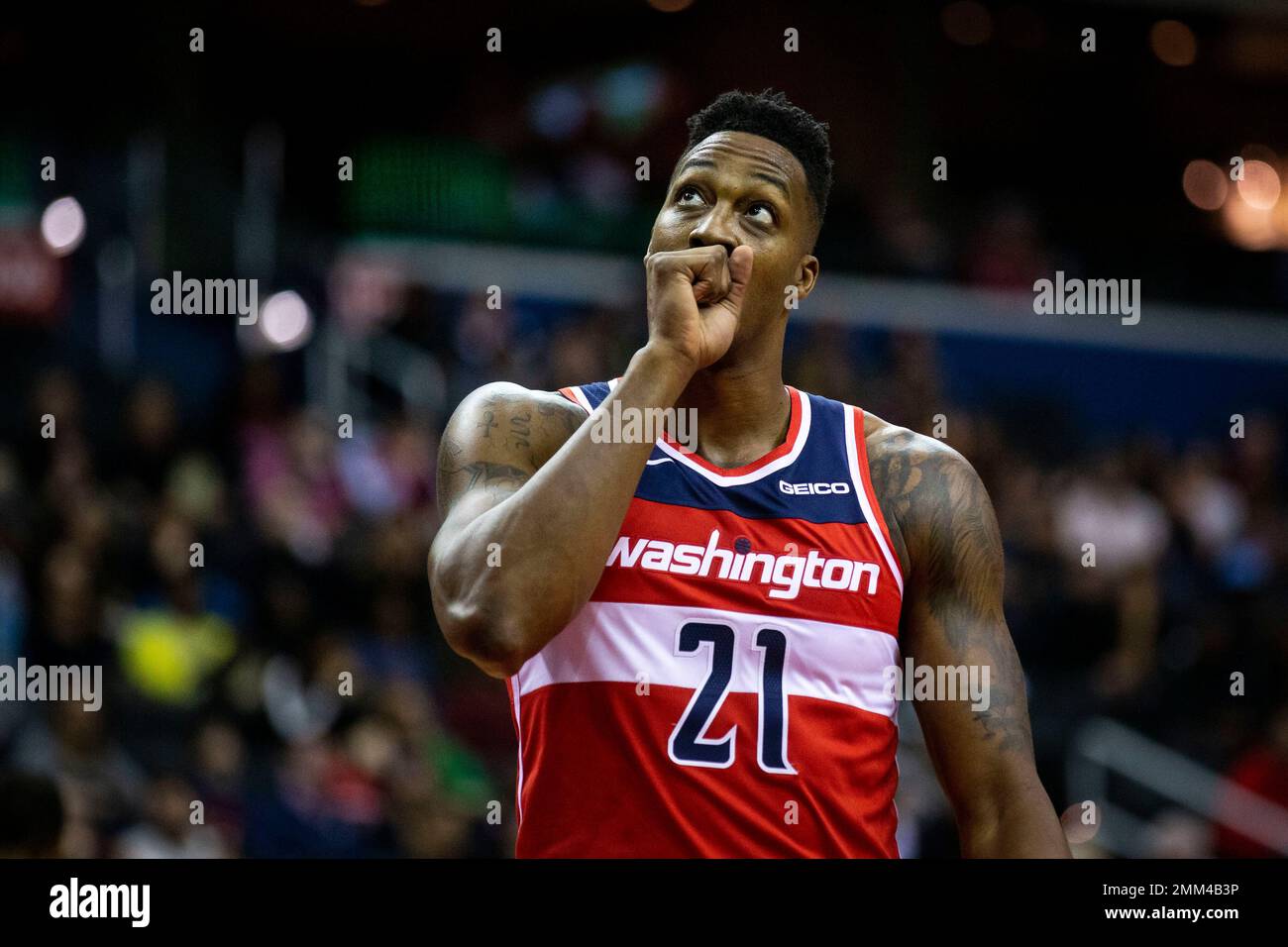 Washington Wizards center Dwight Howard looks at the scoreboard during ...