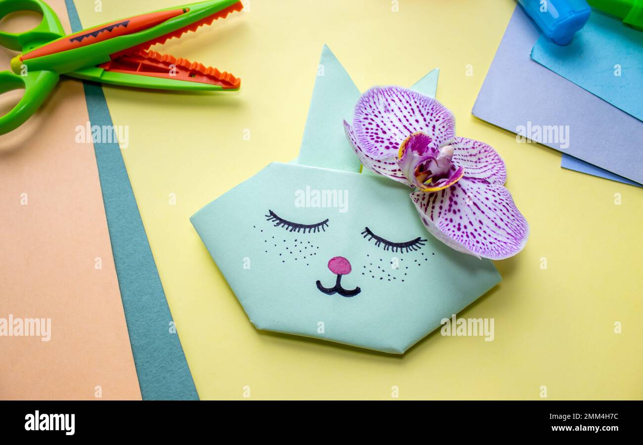 Diy kids creativity step instruction hi-res stock photography and ...