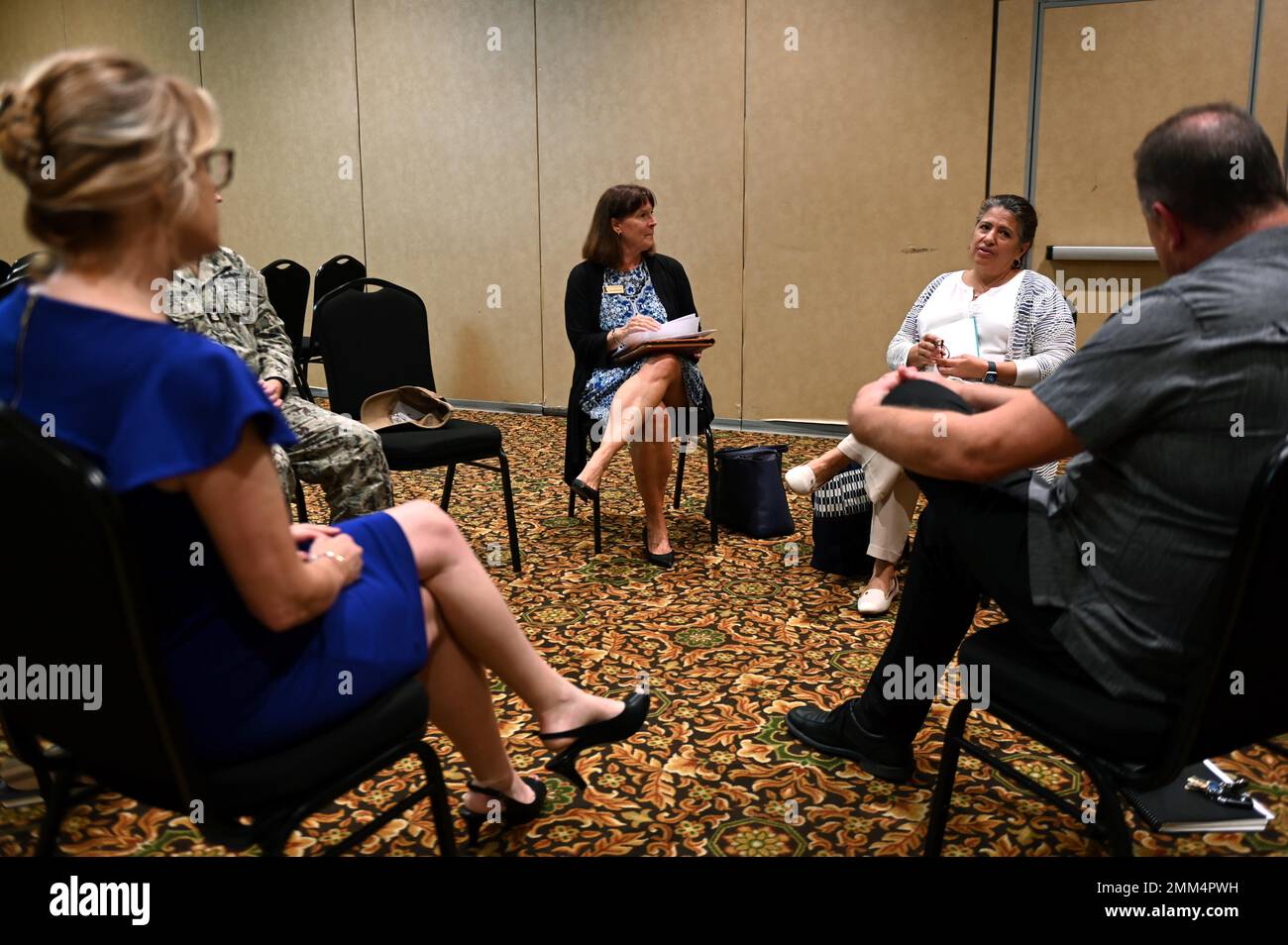 220914-N-UB993-1103 NORFOLK, Va. (Sept. 14, 2022) Evelyn Honea, Navy ...