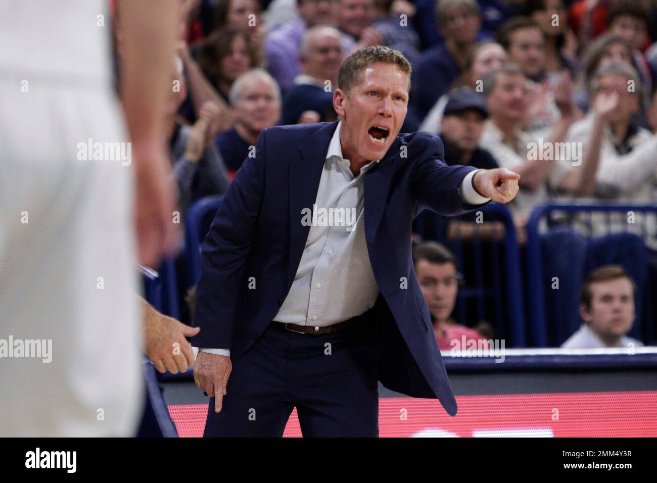 Gonzaga coach Mark Few shouts to his team during the first half of an ...