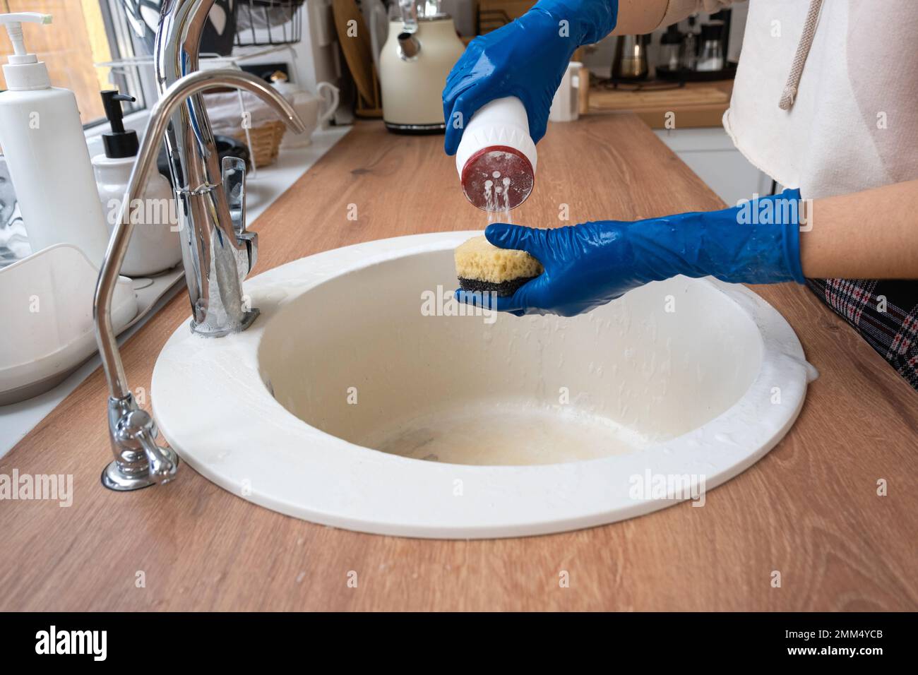 Retro hand washing at sink hi-res stock photography and images - Alamy