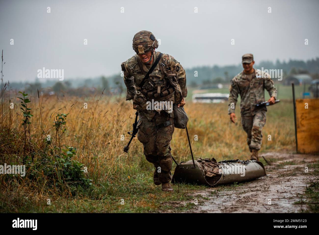 Members of the African Land Forces Colloquium (ALFC) meet with Soldiers ...
