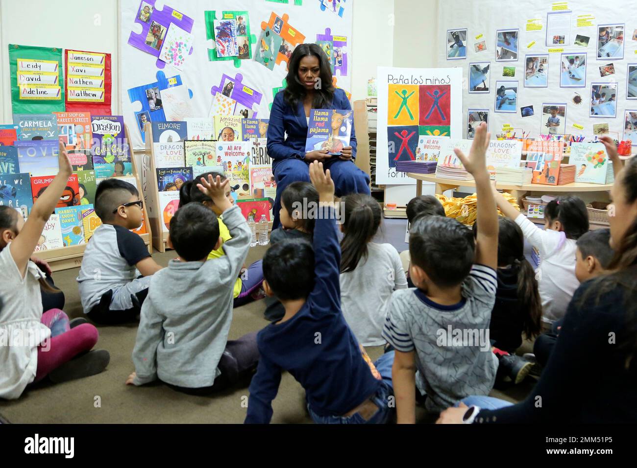 Michelle Obama School Children