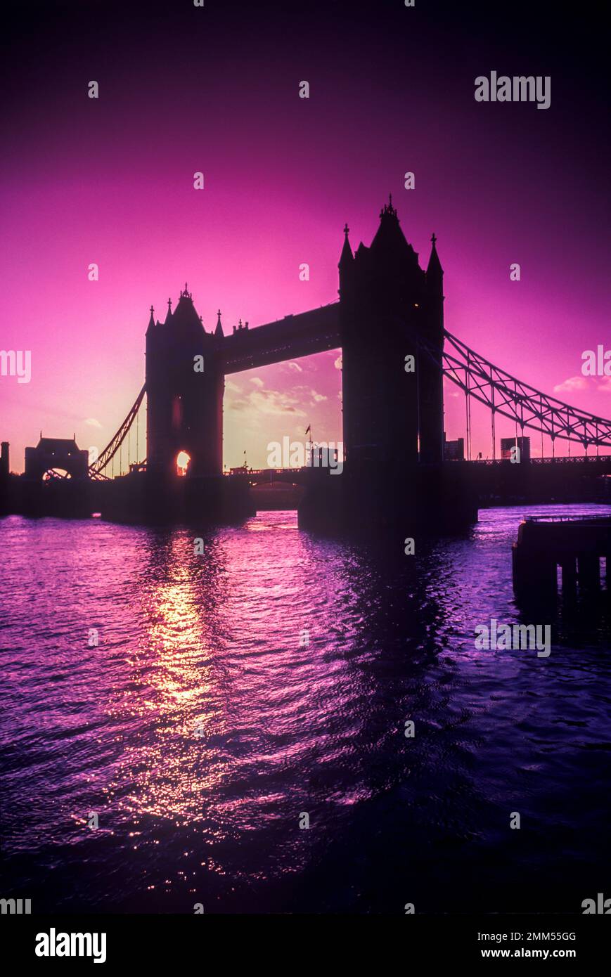 1988 HISTORICAL TOWER BRIDGE TOWER BRIDGE (©HORACE JONES & JOHN WOLFE ...