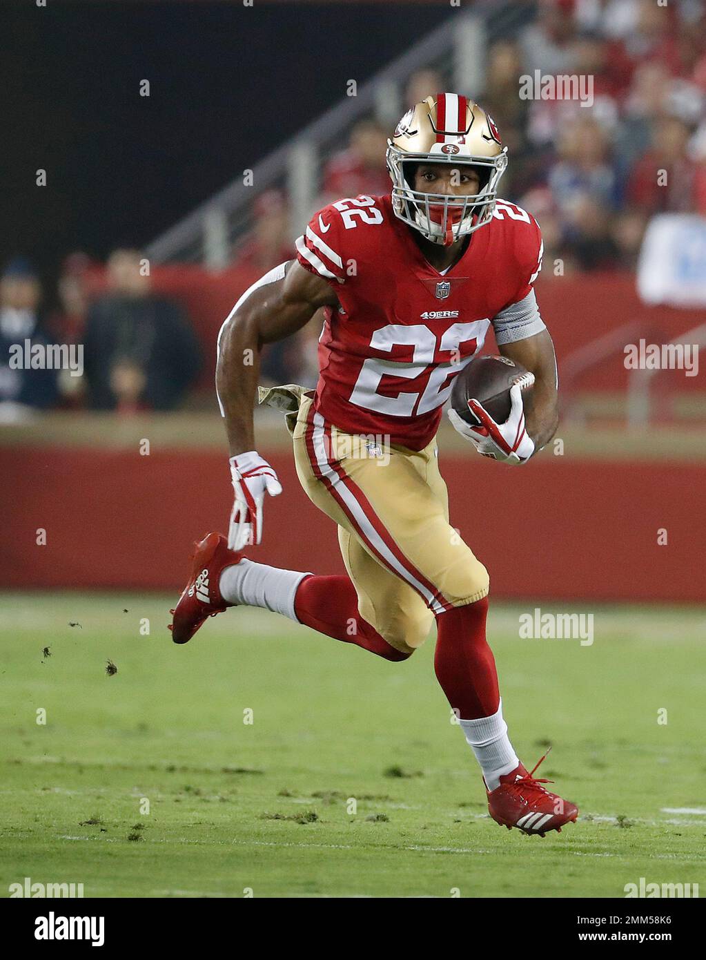 San Francisco 49ers running back Matt Breida (22) runs against the New ...