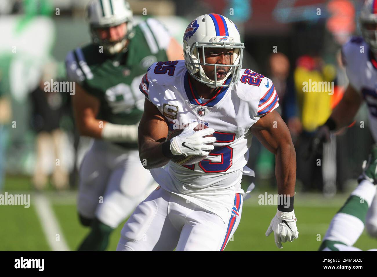 Buffalo Bills running back LeSean McCoy (25) runs with the ball during ...
