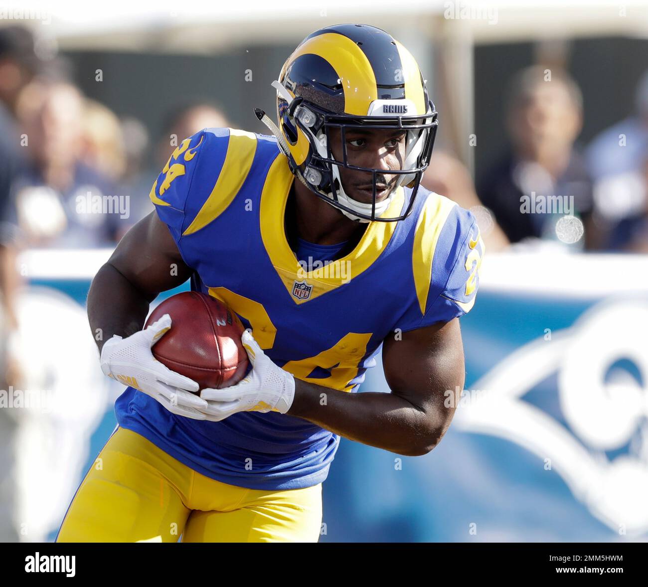 Los Angeles Rams cornerback Blake Countess (24) returns a kick out of ...