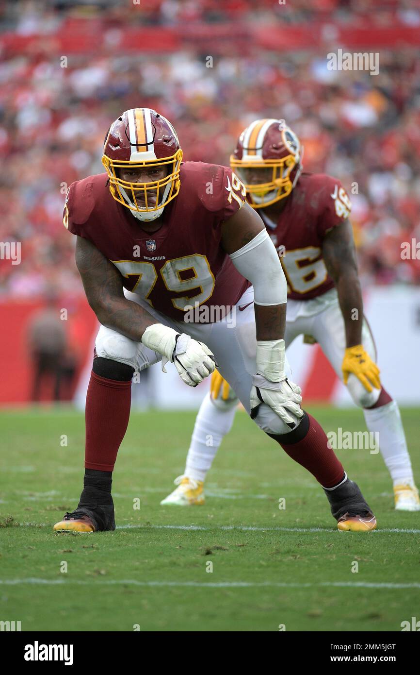 Washington Redskins offensive tackle Ty Nsekhe (79) sets up to block ...