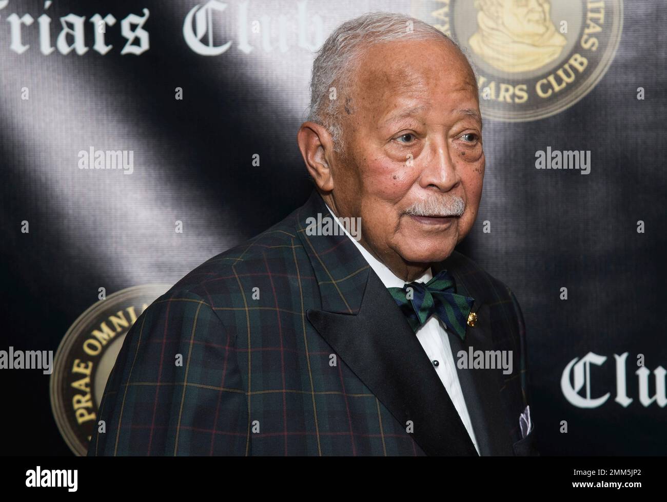 David Dinkins attends the Friars Club Entertainment Icon Award ceremony ...