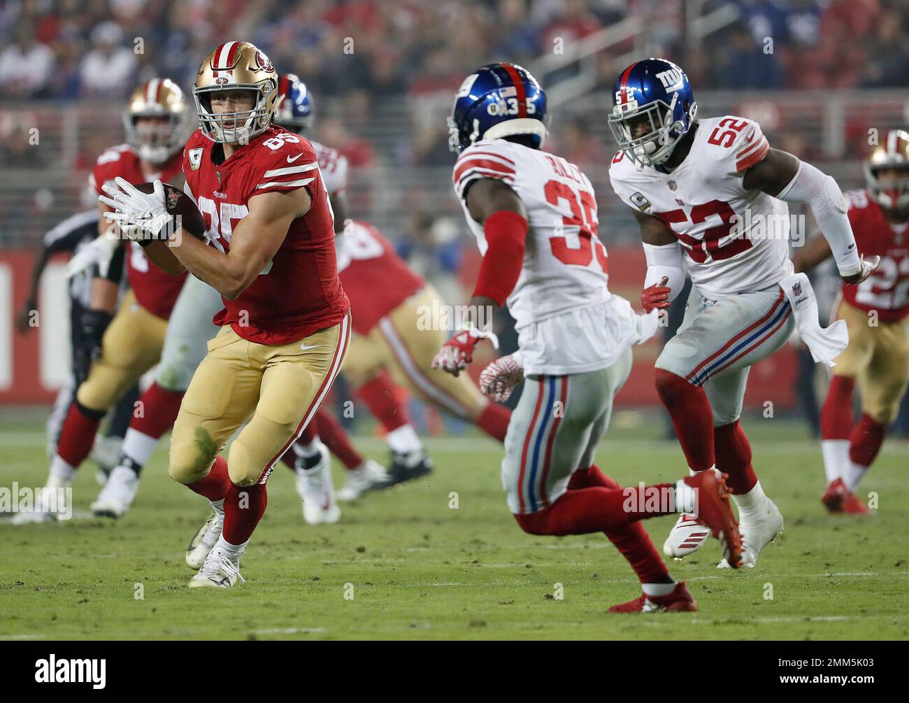 San Francisco 49ers tight end George Kittle (85) runs against New York ...