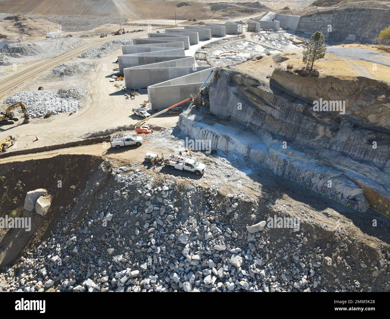 Labyrinth spillway hi-res stock photography and images - Alamy