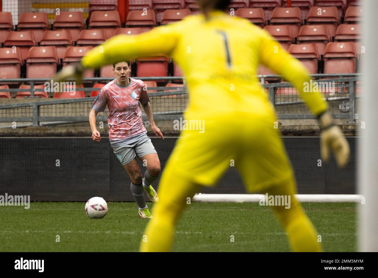 Sarah ewens hi-res stock photography and images - Alamy