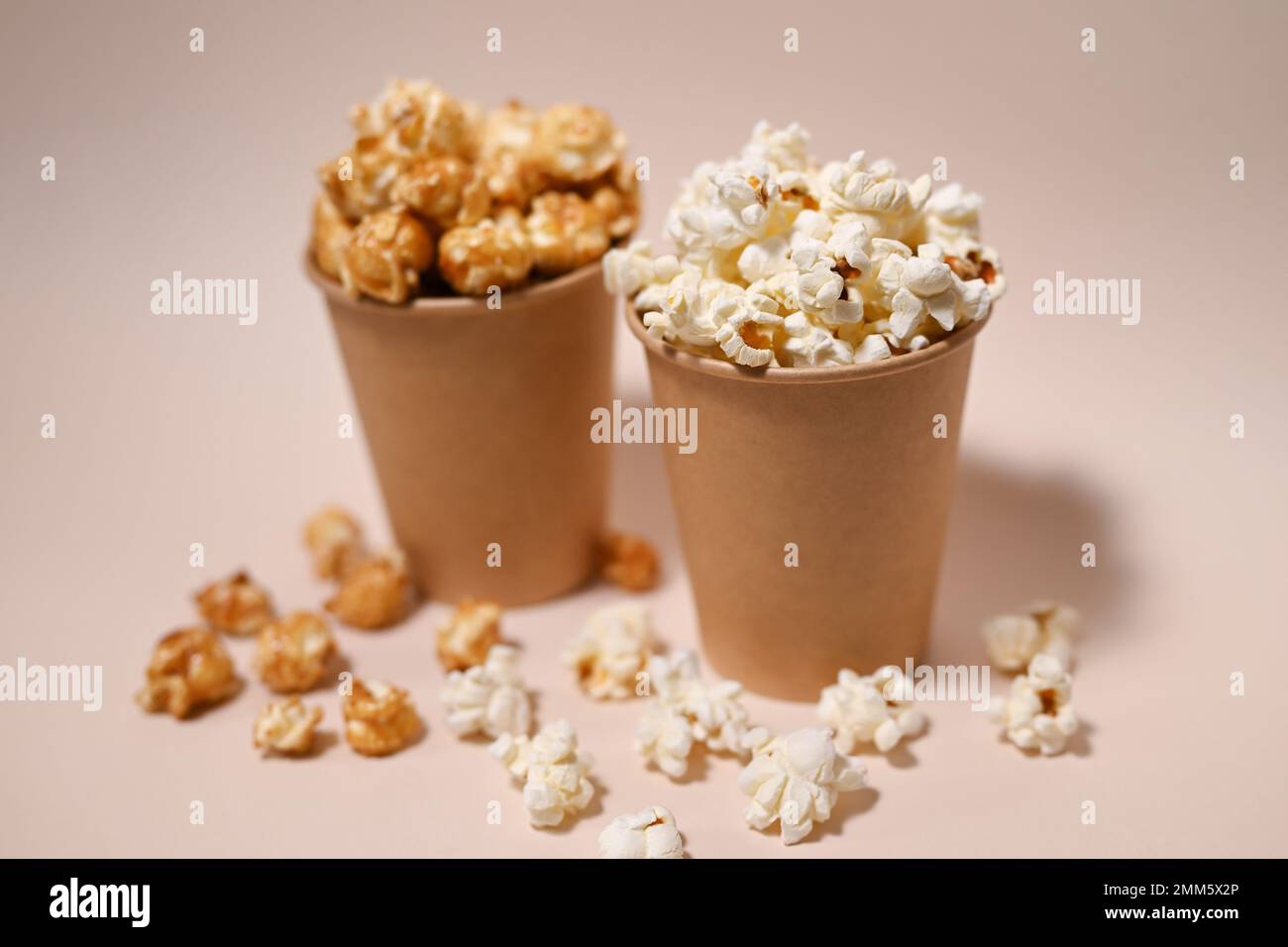 Popcorn movie smell hi-res stock photography and images - Alamy
