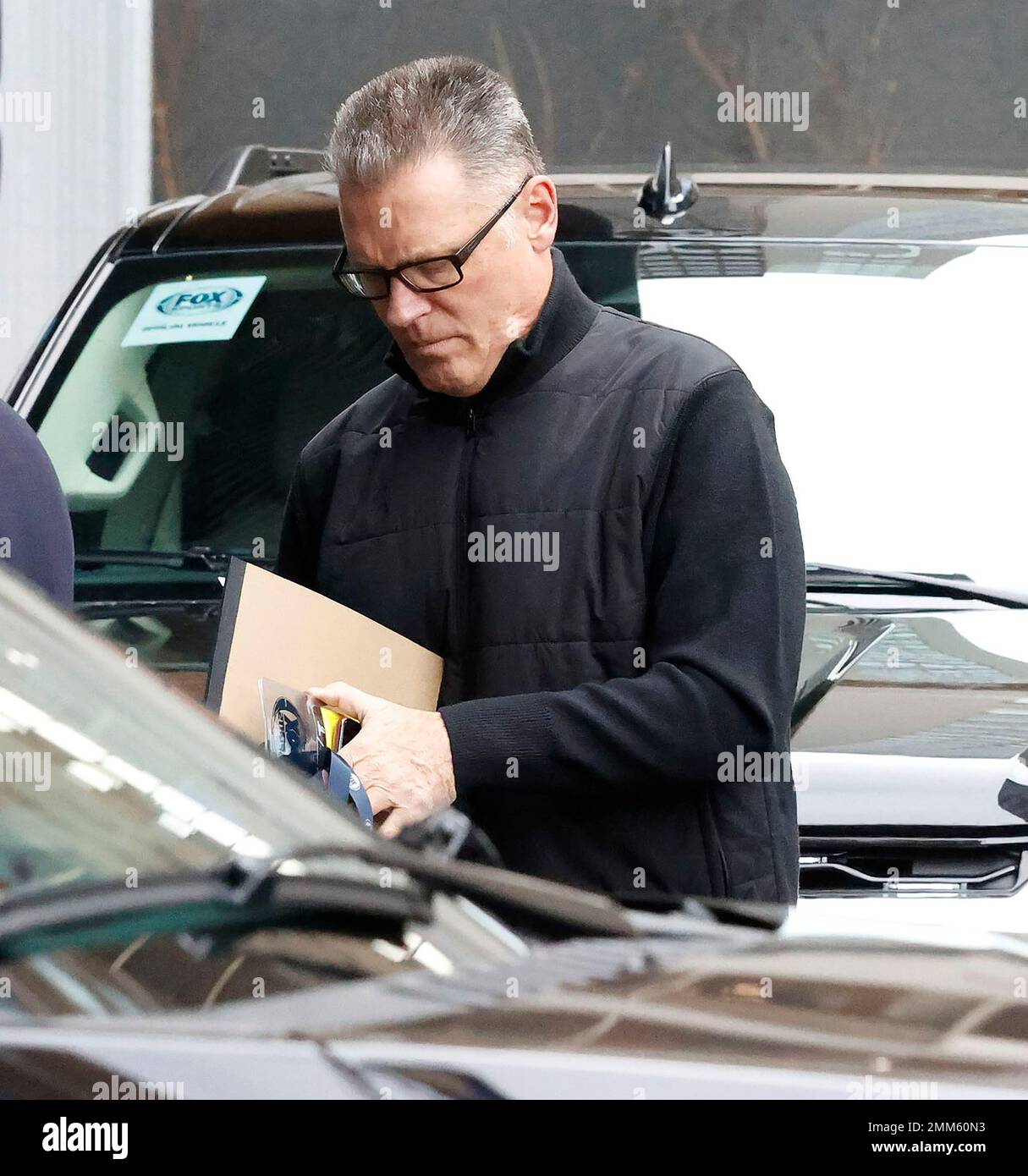 Fox NFL Today crew seen arriving at the Four Seasons Hotel in ...