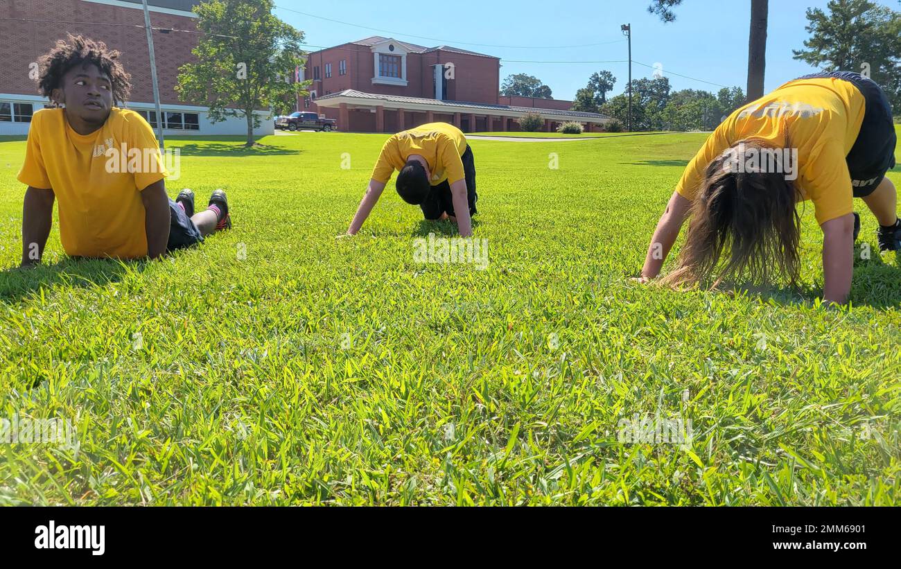220915-N-LY580-1008 ALEXANDER CITY, Ala. (Sept. 15, 2022) Benjamin ...