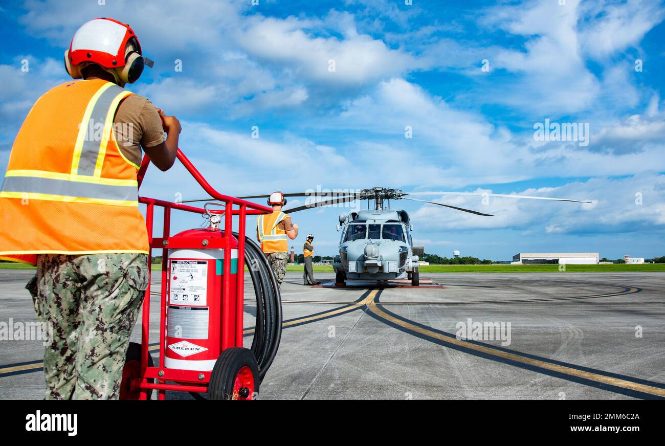 NAVAL STATION MAYPORT, Fla. (Sept. 15, 2022) Sailors respond to an ...