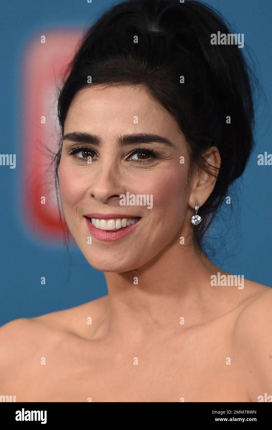 Sarah Silverman arrives at the Los Angeles premiere of "Ralph Breaks ...