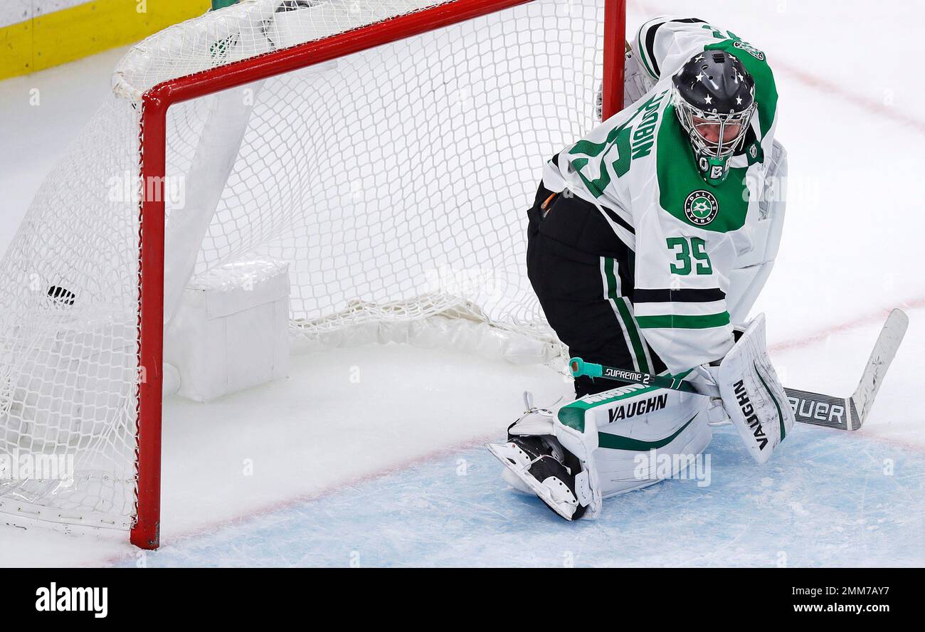 Dallas Stars goaltender Anton Khudobin (35) looks back as he gets beat ...