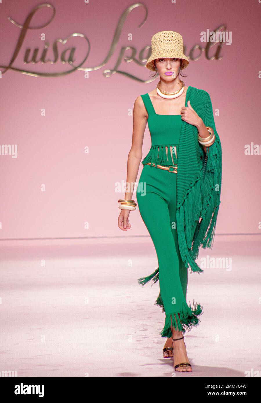Luisa Spagnoli Catwalk Milan Fashion Week 22 Stock Photo - Alamy