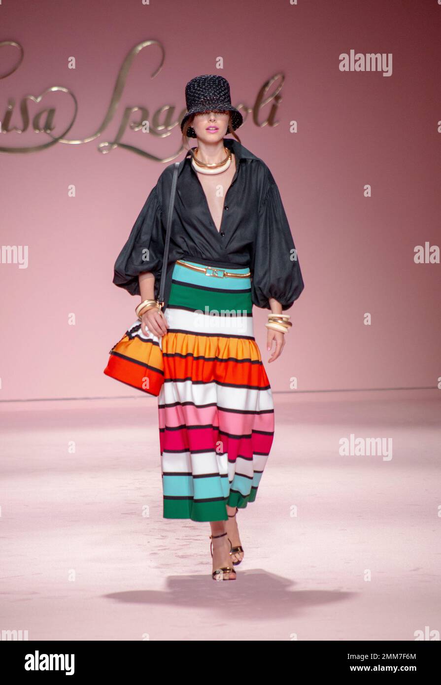 Luisa Spagnoli Catwalk Milan Fashion Week 22 Stock Photo - Alamy