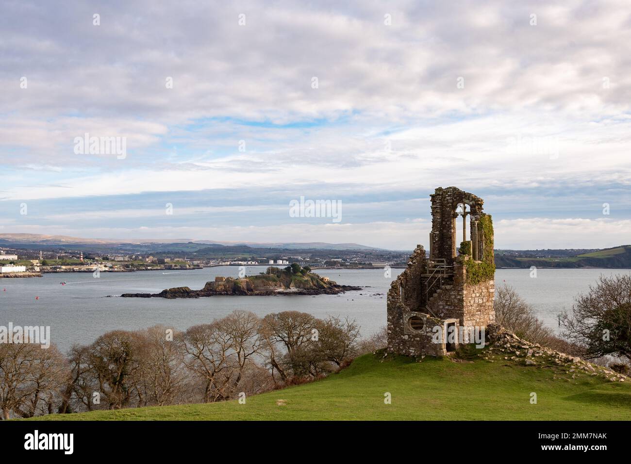 Historic ruins overlooking Plymouth Sound and Drakes Island Stock Photo ...