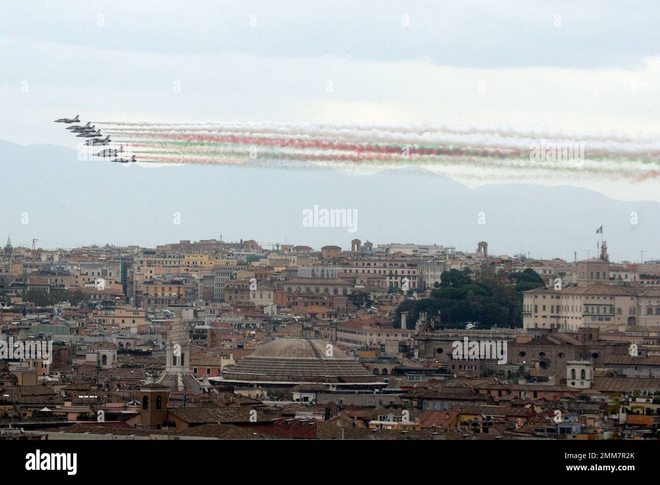 Frecce Tricolori (Three Colors Arrows) acrobatic squad of the Italian ...