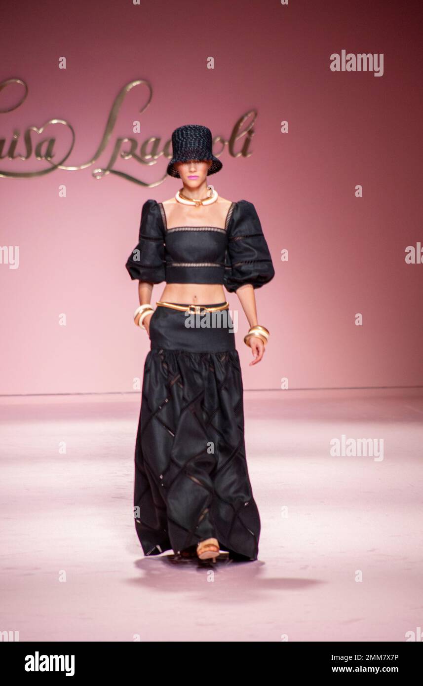 Luisa Spagnoli Catwalk Milan Fashion Week 22 Stock Photo - Alamy