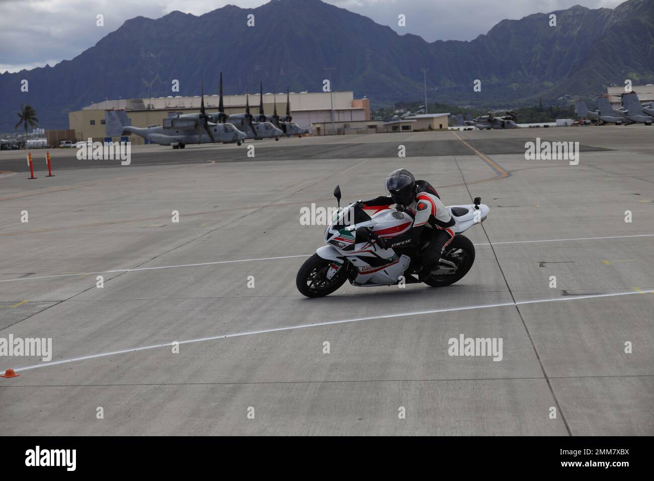Superbike school hi-res stock photography and images - Alamy