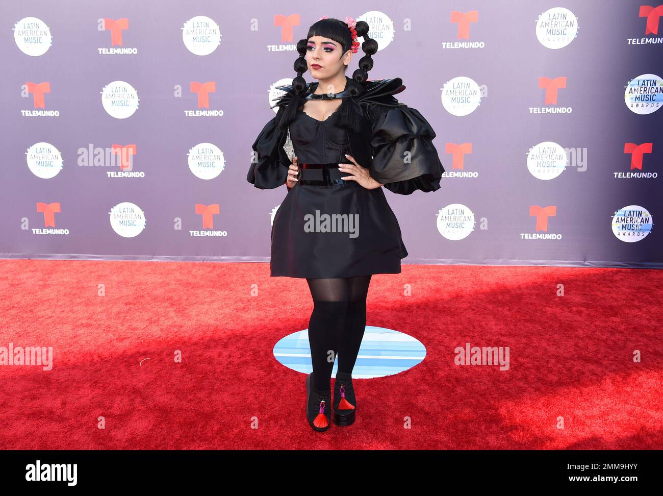 Jarina De Marco arrives at the Latin American Music Awards at the Dolby ...