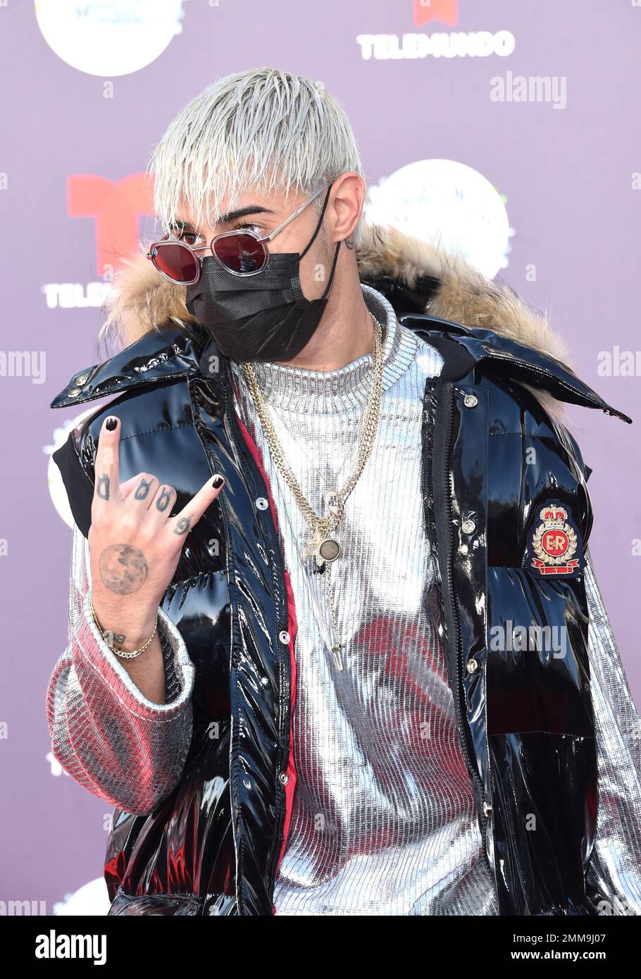 Yashua arrives at the Latin American Music Awards at the Dolby Theatre ...