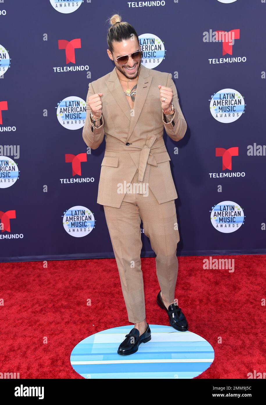 Maluma arrives at the Latin American Music Awards at the Dolby Theatre ...