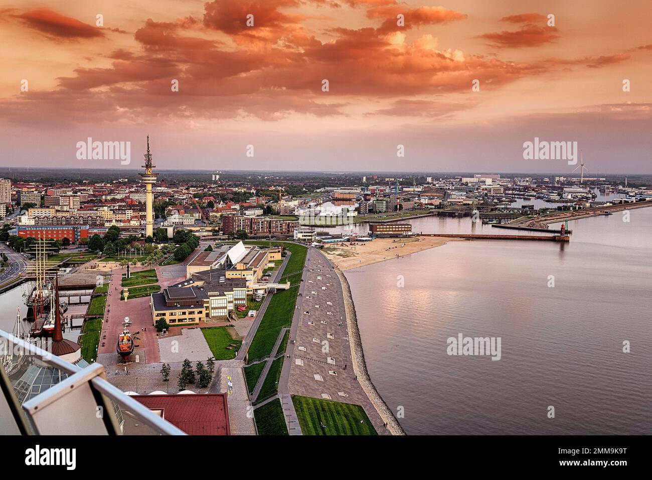 View from above of the radio relay tower, shipping museum and Weser ...