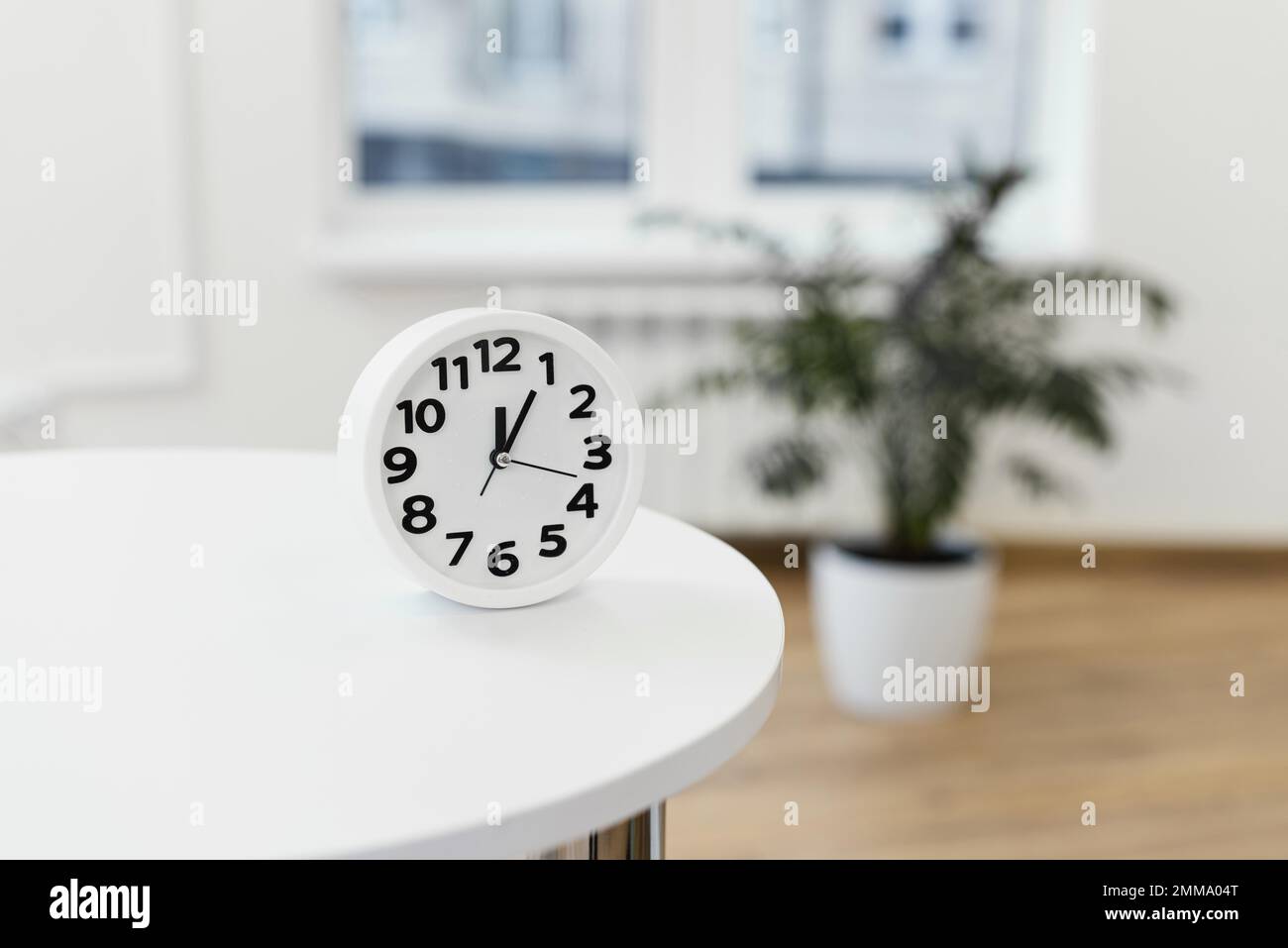 arrangement with clock table 2. Resolution and high quality beautiful ...