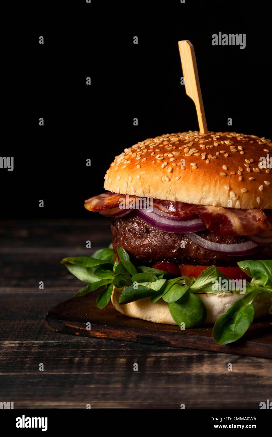 front view burger table. Beautiful photo Stock Photo - Alamy