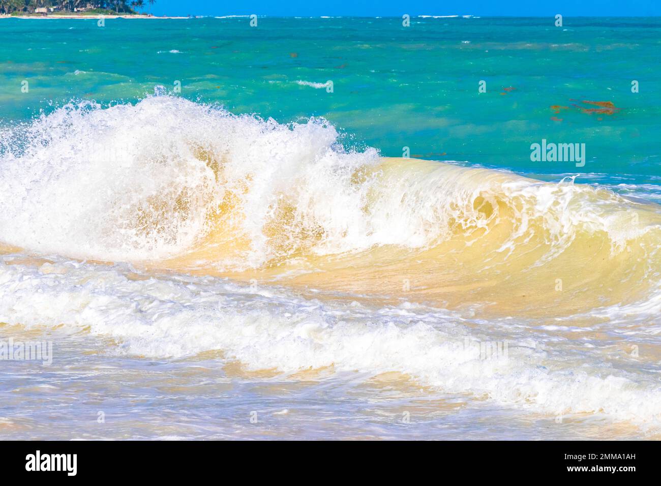 Waves at tropical mexican beach landscape panorama and caribbean sea ...