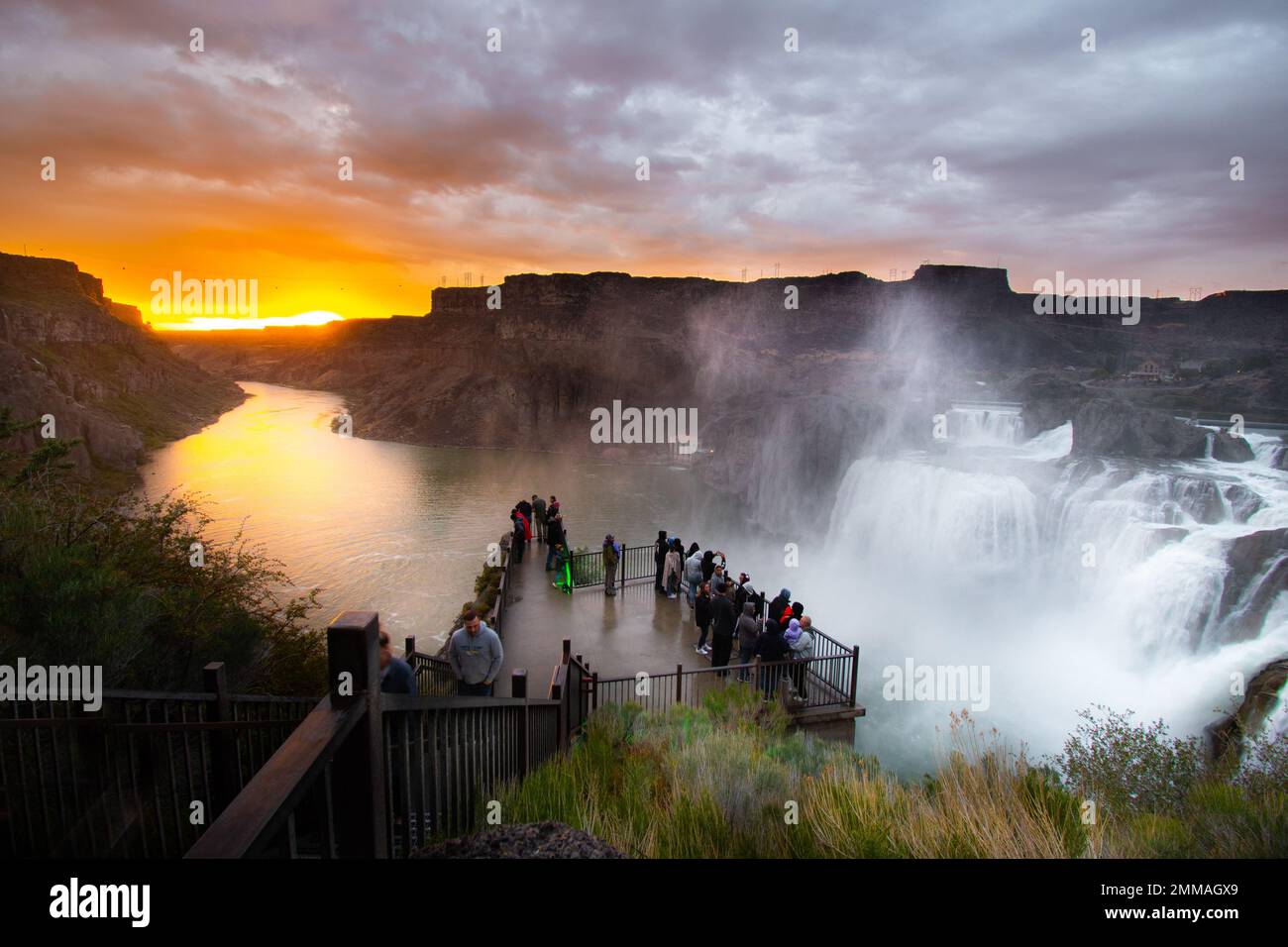 Lookout at shoshone falls hi-res stock photography and images - Alamy