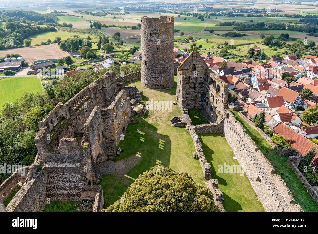 Romanesque Muenzenberg ruin, castle tower western keep, Gothic ...