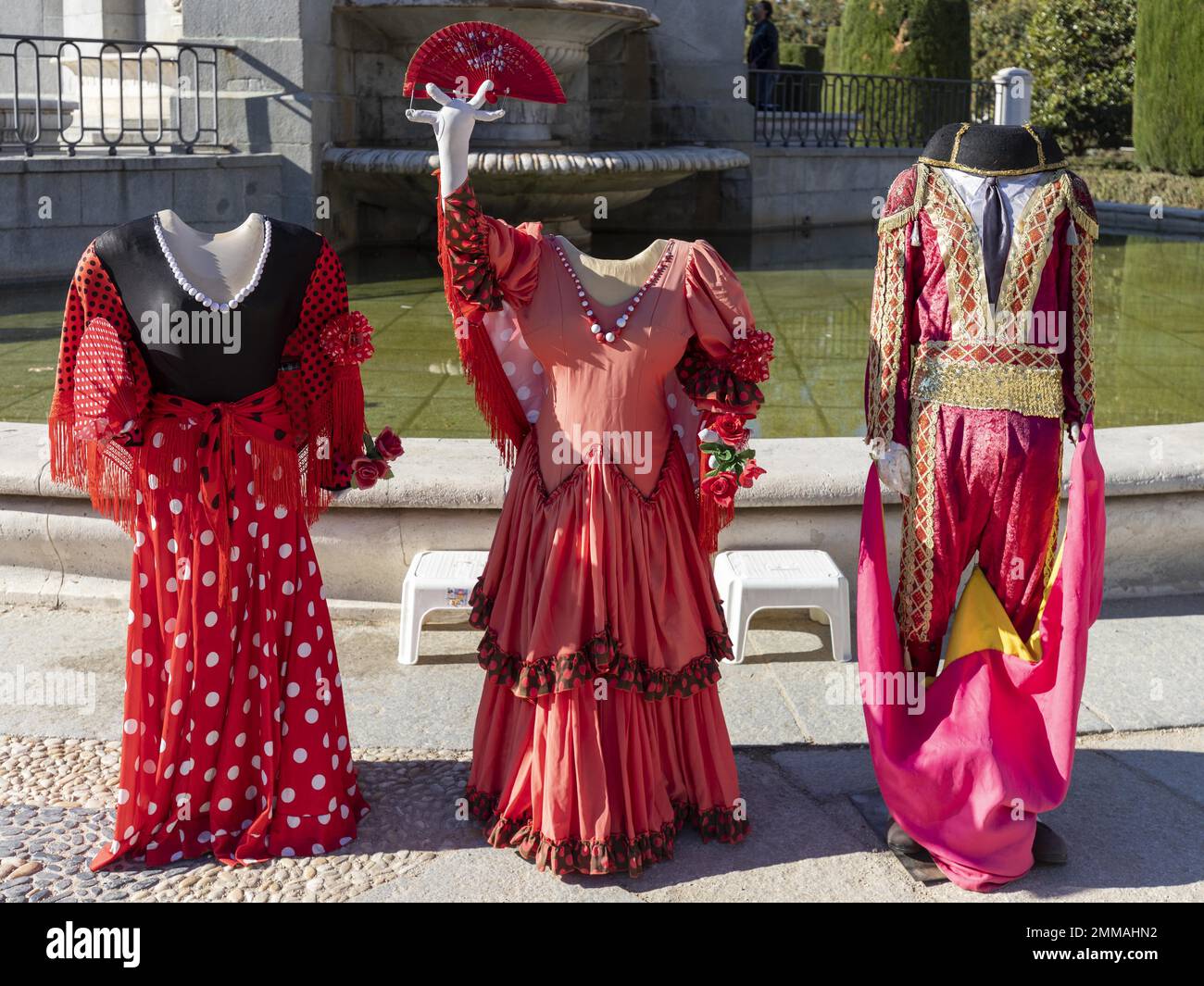 Typical spanish dress hi-res stock photography and images - Alamy