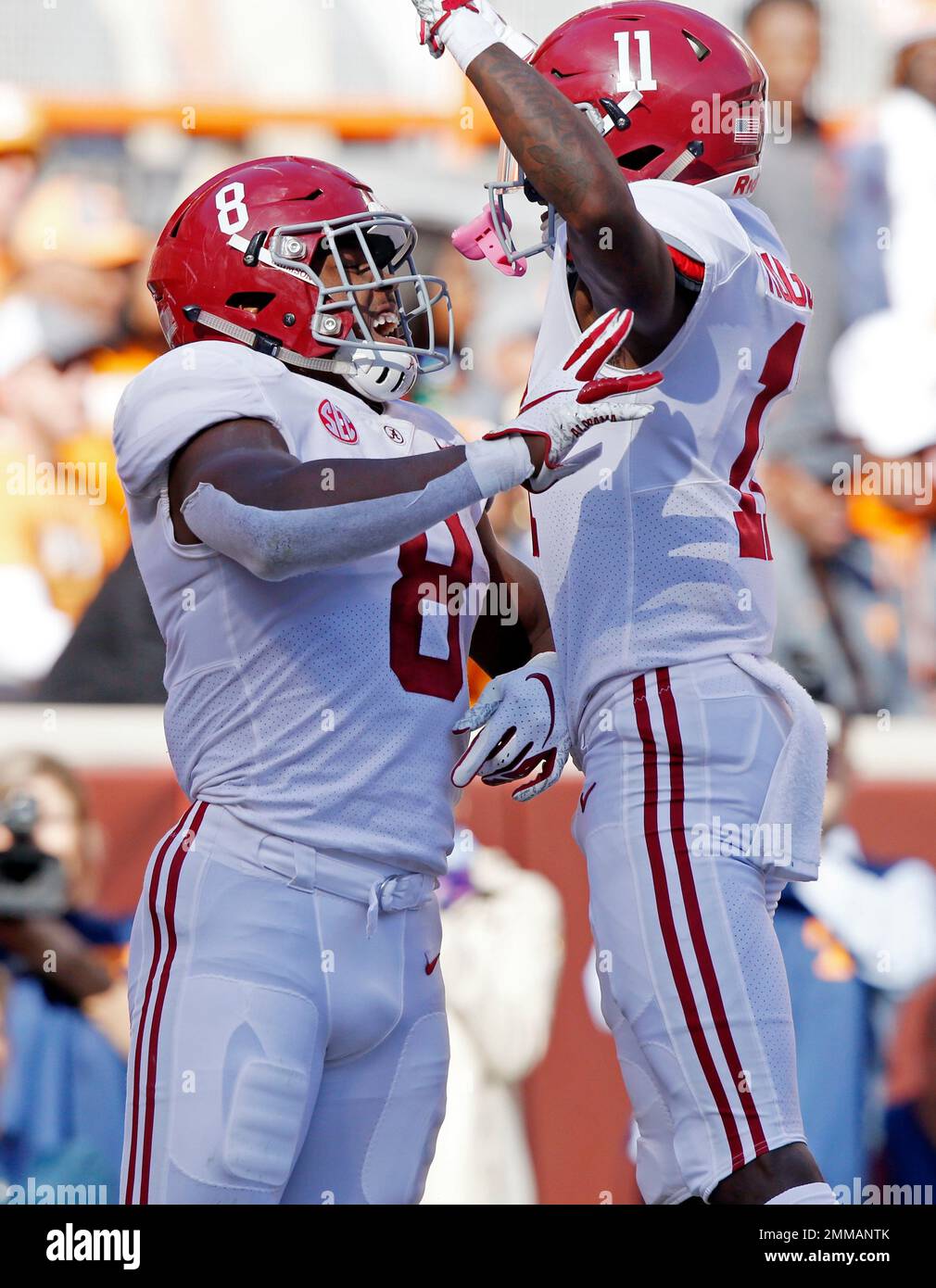 Alabama running back Josh Jacobs (8) celebrates a touchdown with ...