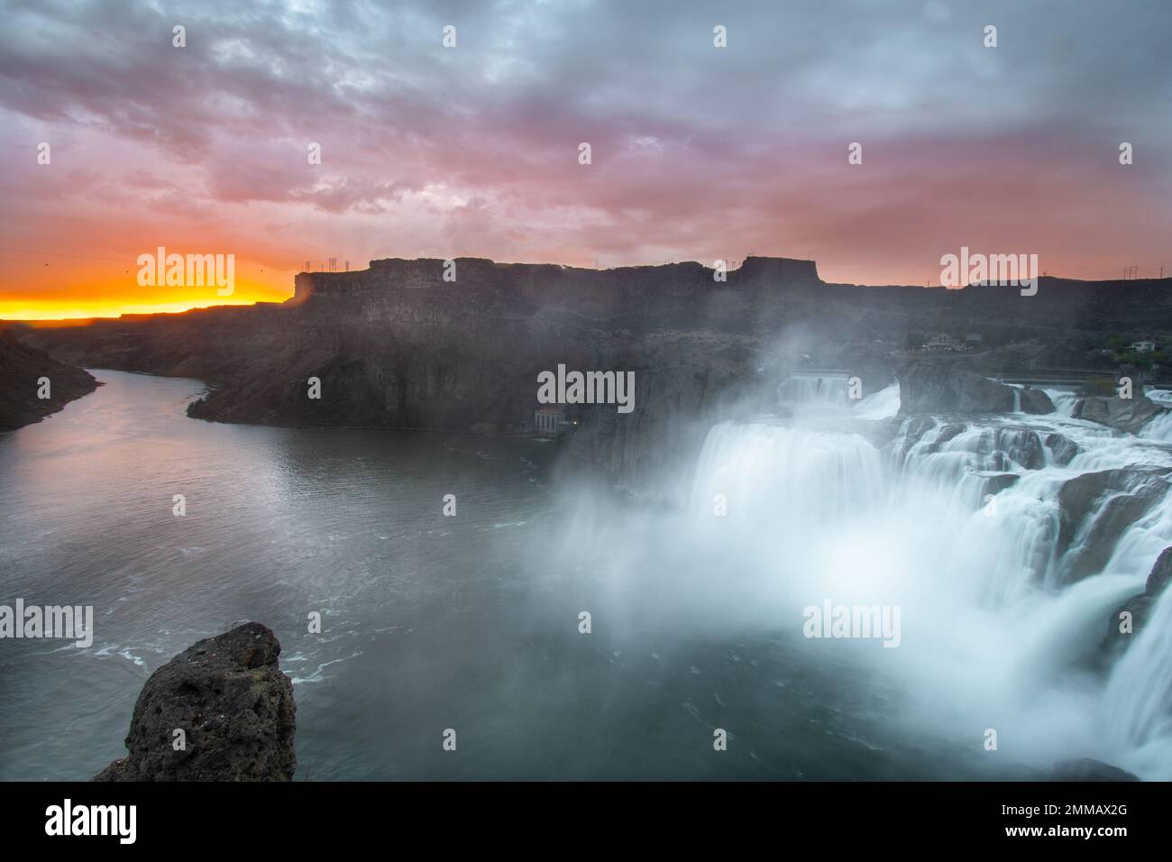 Shoshone Falls at Sunset in Twin Falls, Idaho. Located 2 hours from ... Shoshone Falls at Sunset in Twin Falls, Idaho. Located 2 hours from ...