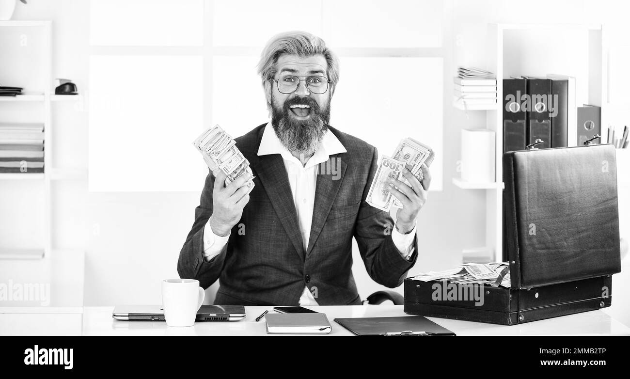 Billionaire businessman office life hi-res stock photography and images ...